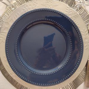 Royal Norfolk | Dining | St Set Celebrate With These 2 Deep Blue Dinner ...